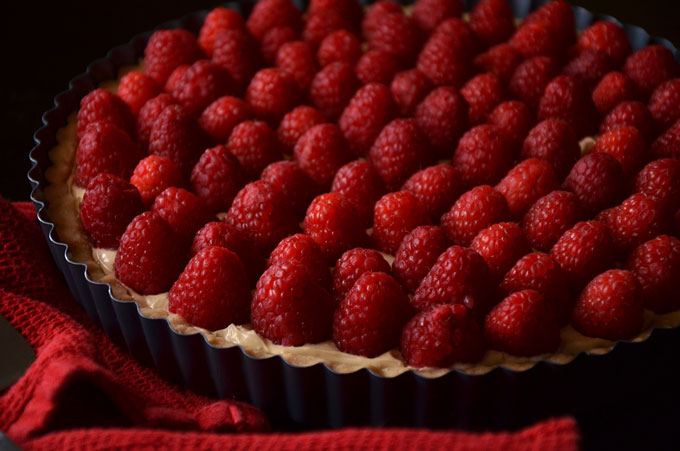 Droolworthy Recipe Fresh Raspberry Tart With Lemon Cream Cheese Filling